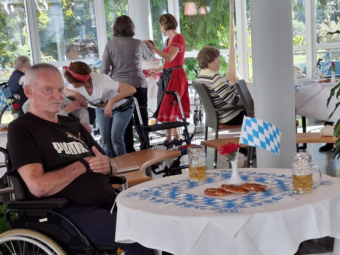 Oktoberfest im Haus St. Michael: Altenheim Bad-Alexandersbad