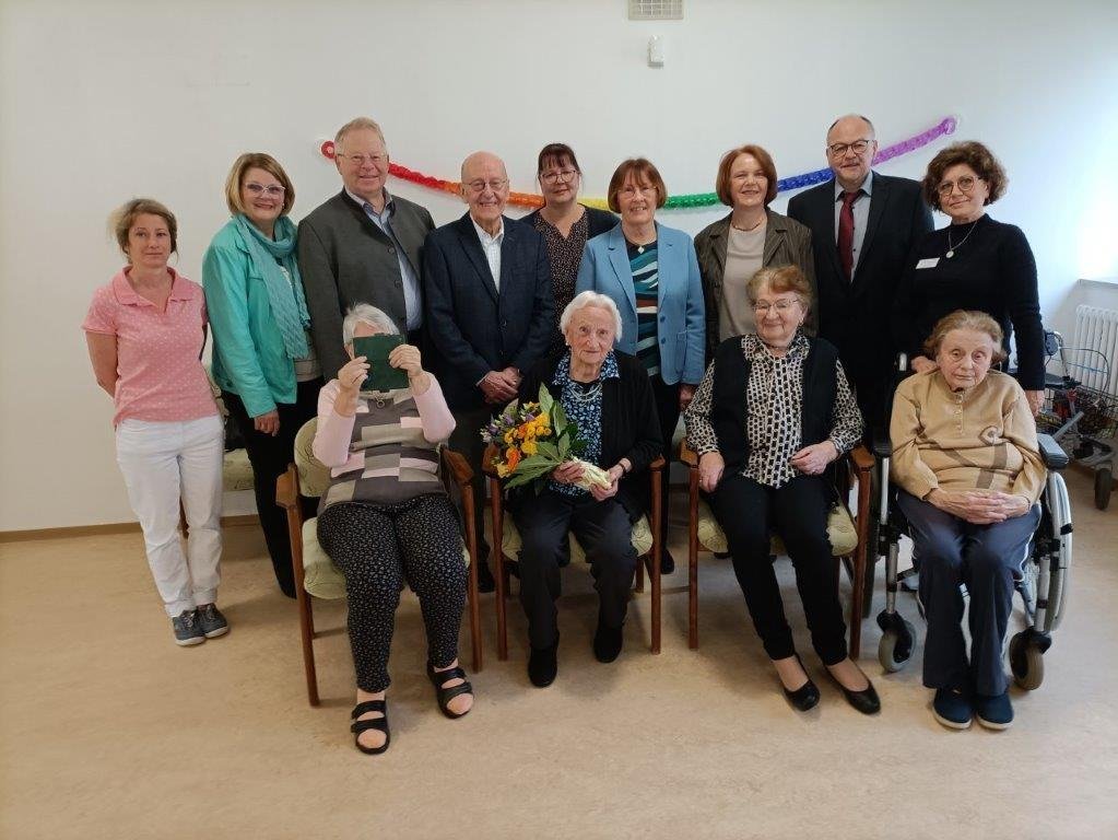 100. Geburtstag: Altenheim Bad-Alexandersbad